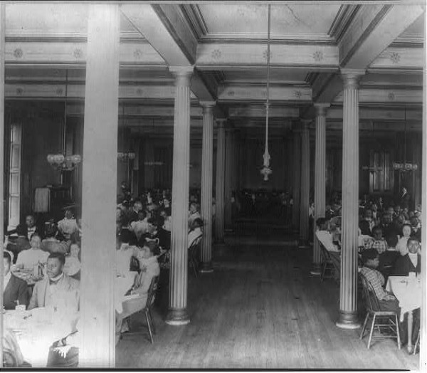 30 Rare Portraits of African American Life in 1900